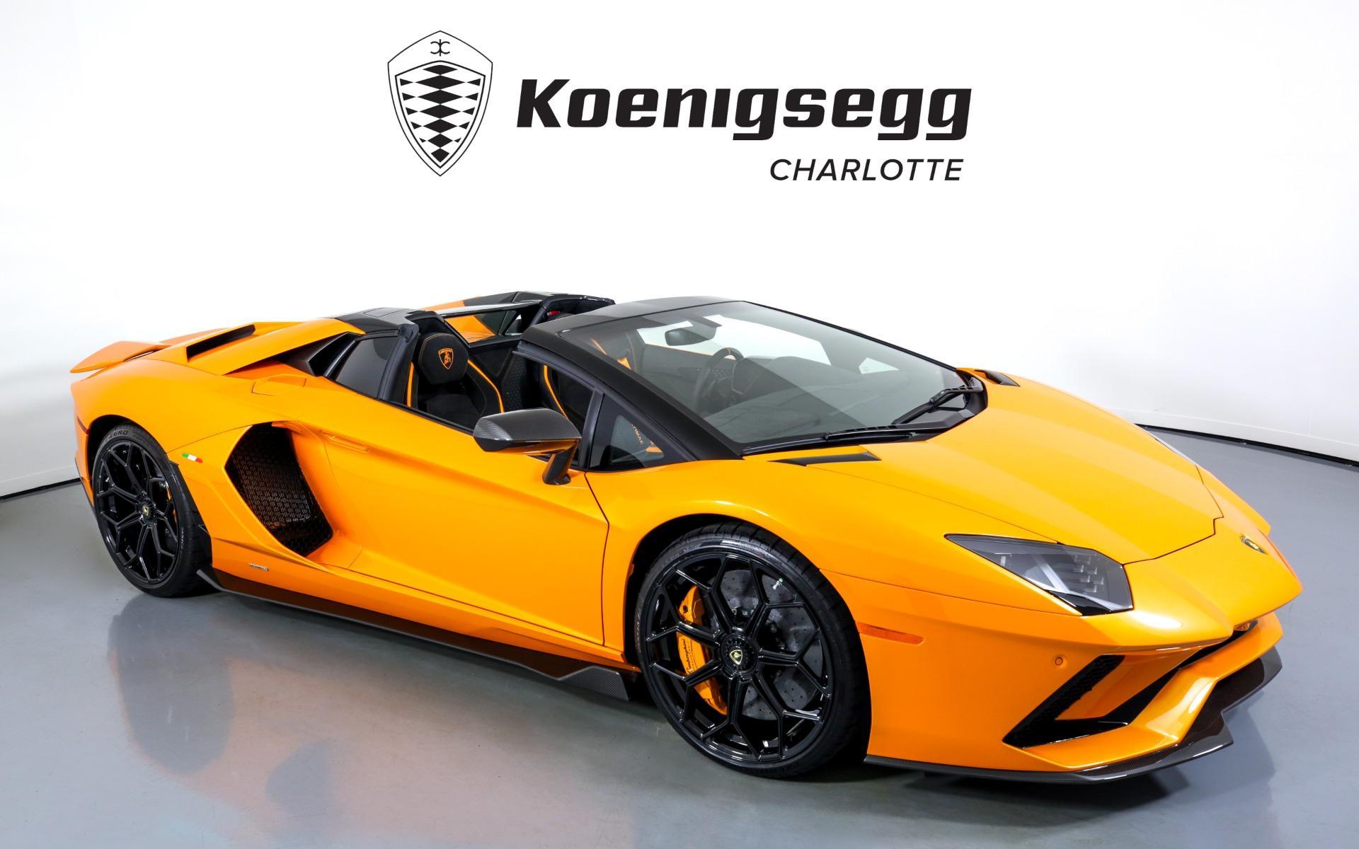 Lamborghini Aventador Roadster Yellow
